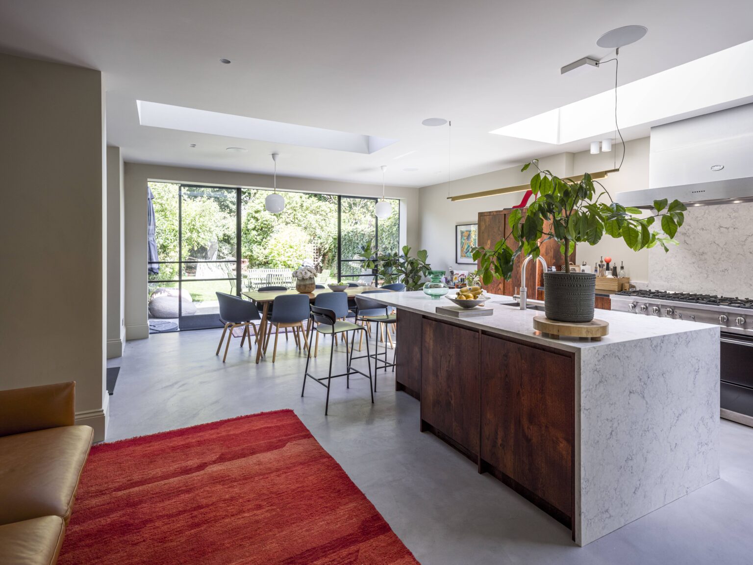 Stamford Brook Detached Residence | Redline Building Services